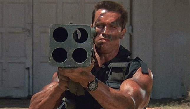Commando (1985) – Review – We Have Issues